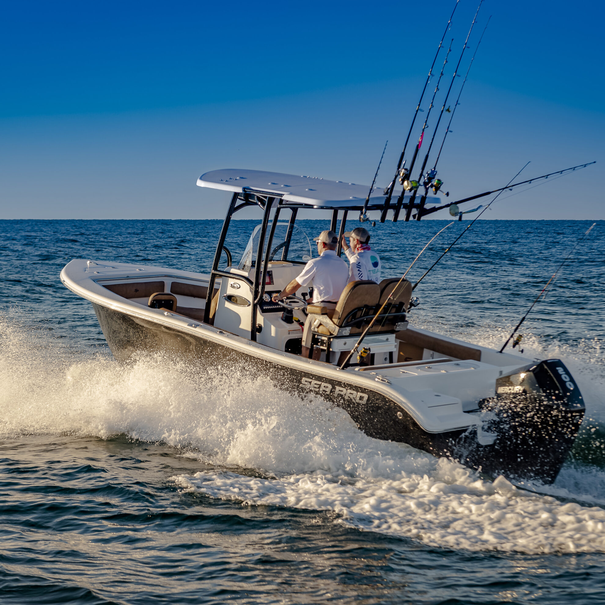222 Center Console – Sea Pro Boats